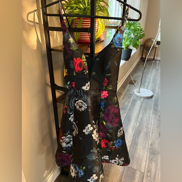 Macy's | Dresses | Fun Pattern Cocktail Dress | Poshmark